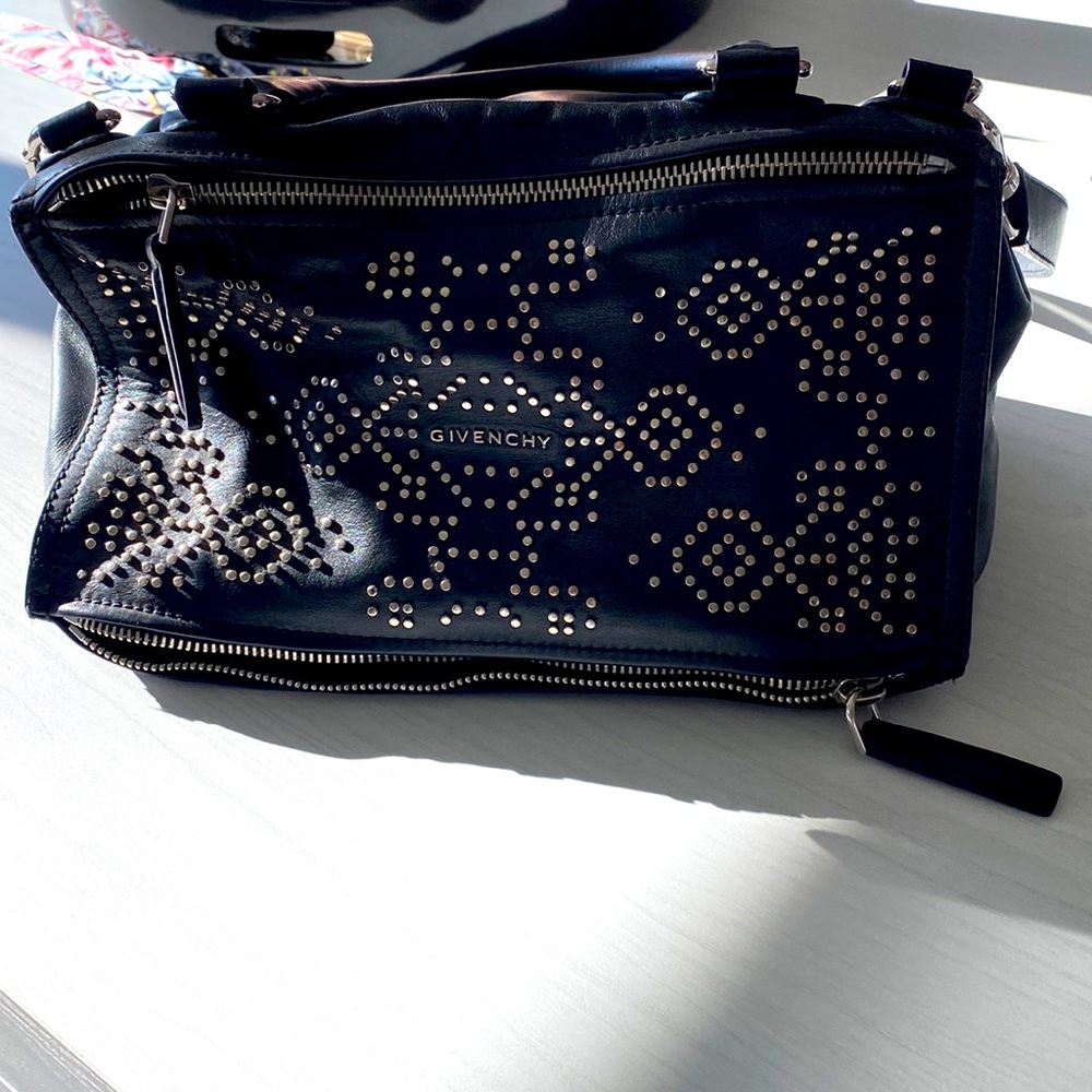 Givenchy Messenger Bag Authentic - Gem